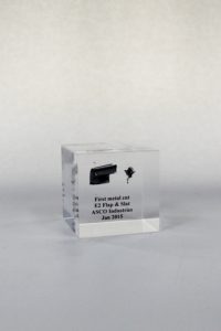 Inclusion en Plexi - Pièce en métal - Awardshop